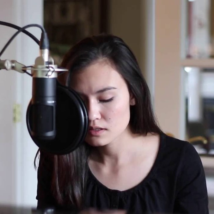 Steph Collings | TheAudioDB.com