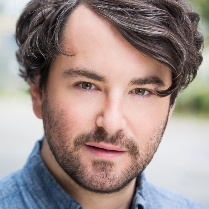 Alex Brightman | TheAudioDB.com