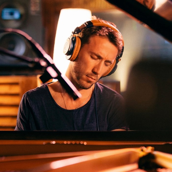 Bill Laurance | TheAudioDB.com